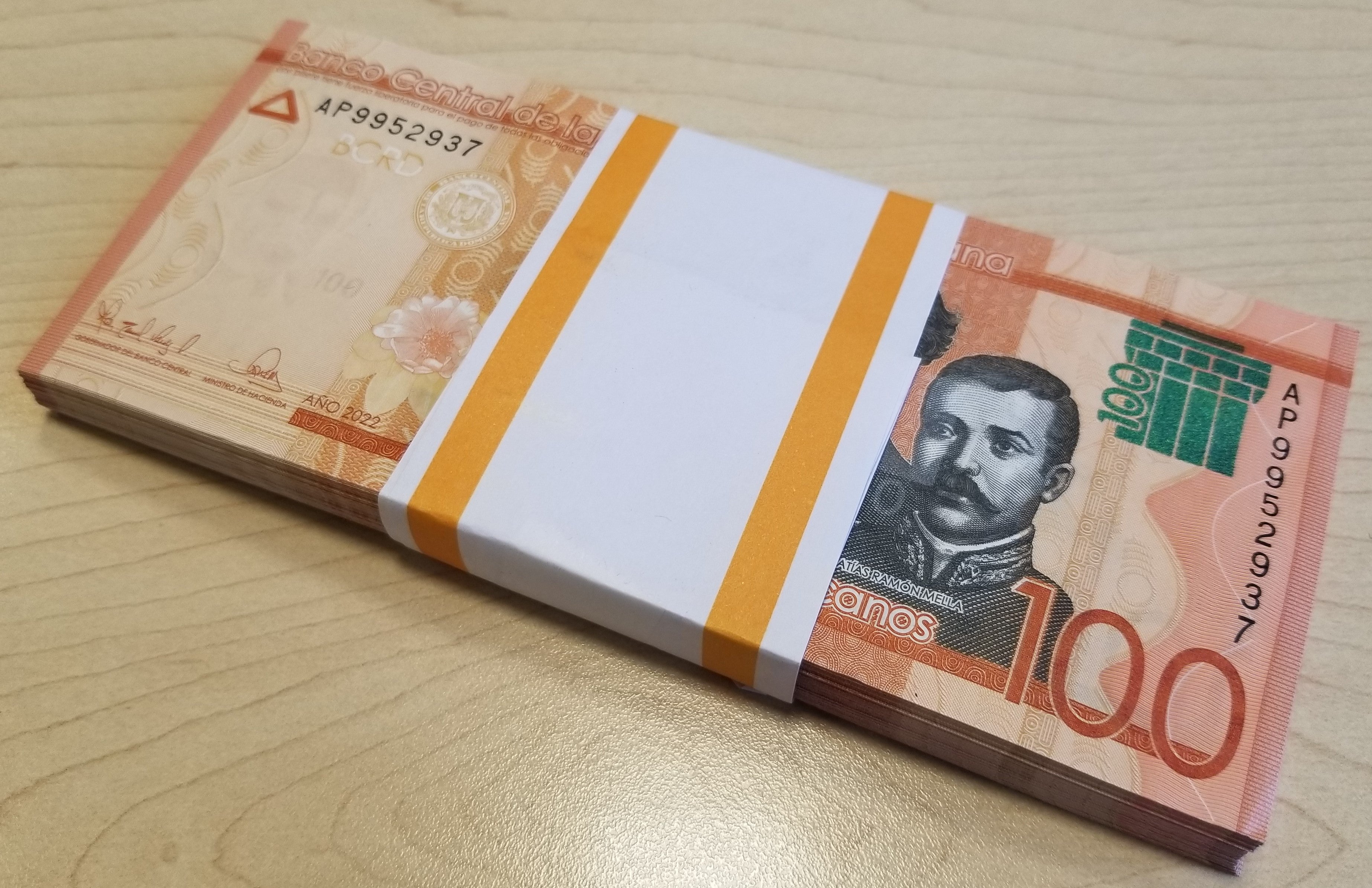 Dominican Republic 100x 100 Pesos 2022 UNC FULL BUNDLE – Davenport ...